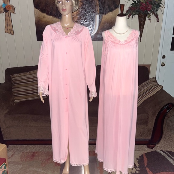 Shadowline | Intimates & Sleepwear | Shadowline Vintage Pink Medium ...